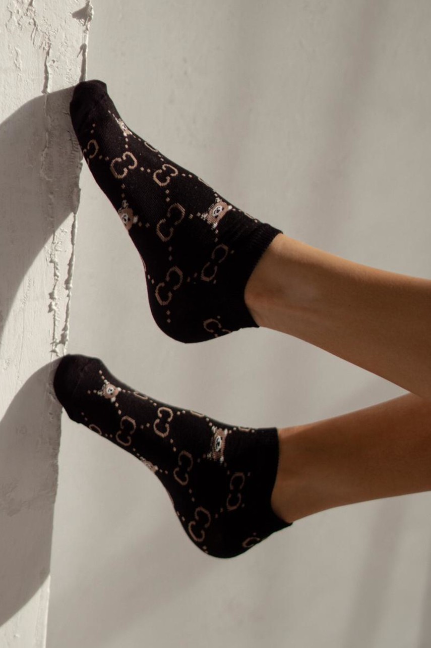 Skarpetki stopki damskie we wzory Guccio Bear Czarny | UBRANIA \ BIELIZNA AKCESORIA \ SKARPETKI ...